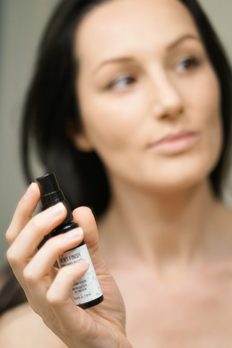 Camera-Ready Makeup Tutorial for Picture Perfect Selfies - Inspirations ...