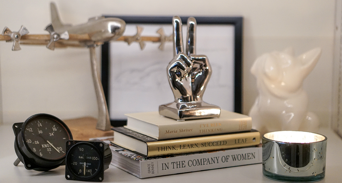 8 Inspiring Books That Will Help You Manifest Your Dreams ...