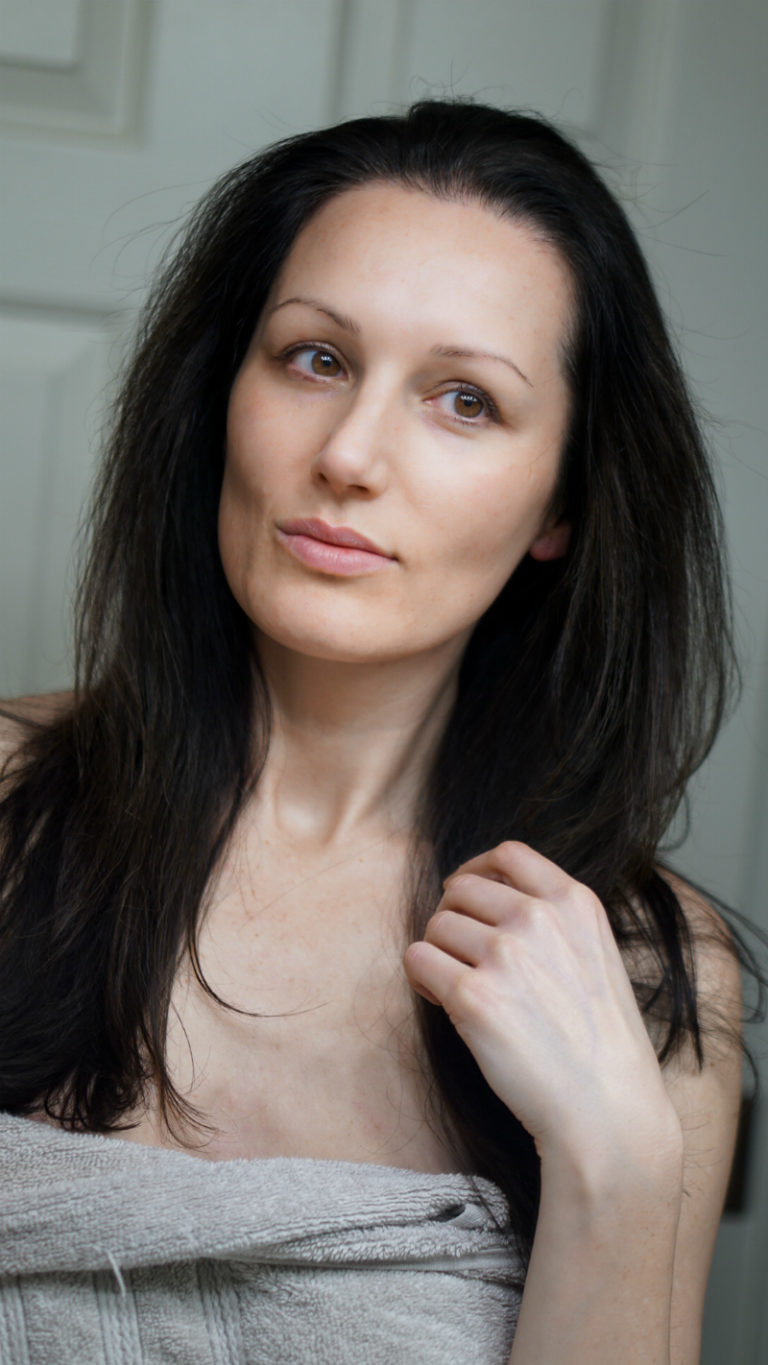 How To Make Your Hair Look Healthy & Beautiful - Inspirations ...