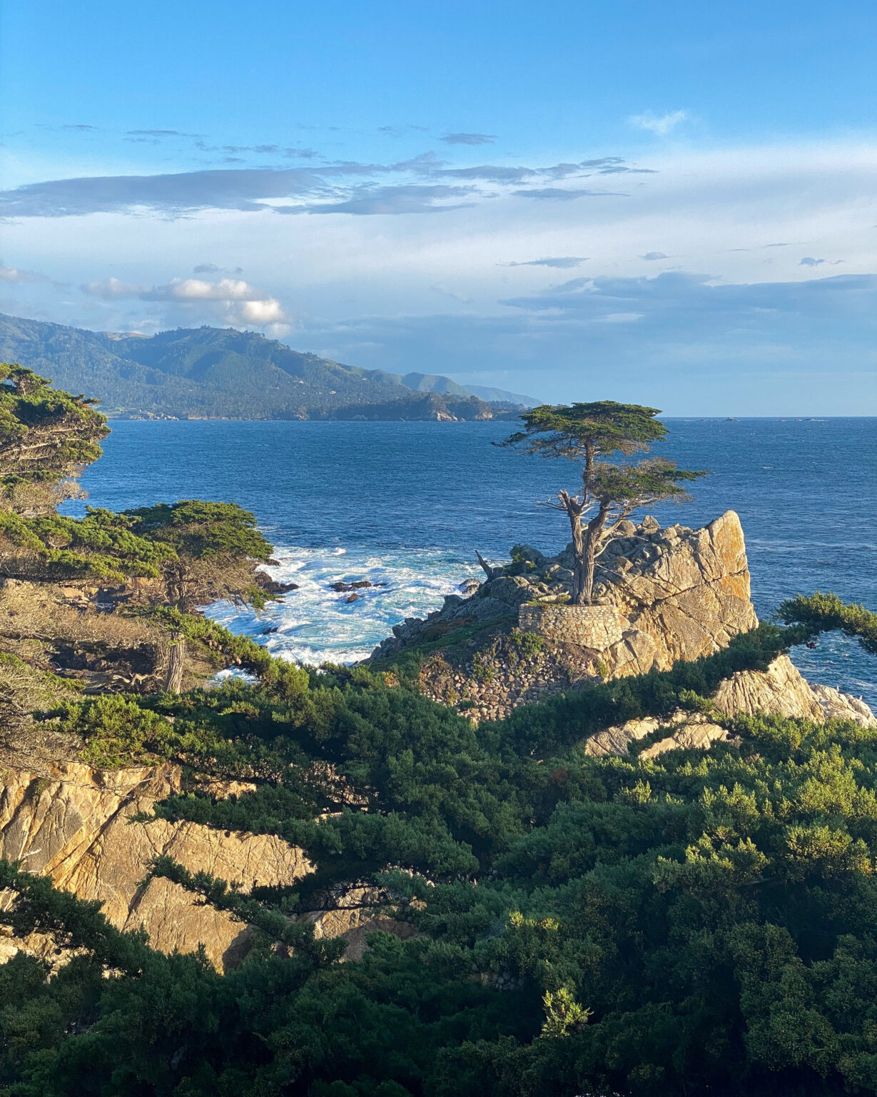 The Ultimate Travel Guide to Pebble Beach, California: The Golfer\'s ...