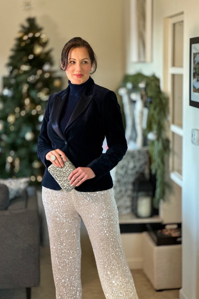 Holiday Style Inspiration: Glamorous Sequin Party Outfits To Wear To ...